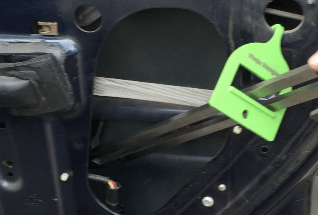 NINJA FLAT BAR HANGER™ – EdgyTools